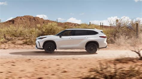 2023 Toyota Highlander Performance Price And Photos