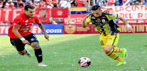 Deportivo Táchira Iguala Por 0 0 Ante Caracas Fc Por El Clásico De La