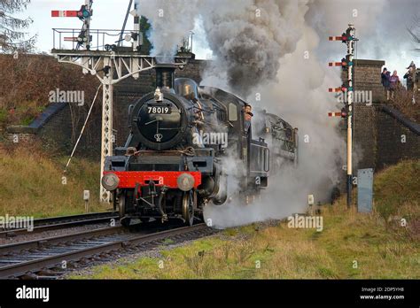 Lms Ivatt Class 2 2 6 0 No 78019 And Br Britannia Class 4 6 2 No 70013 ‘oliver Cromwell Burst