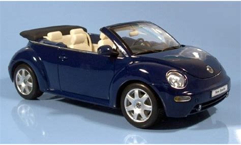 Diecast Model Cars Volkswagen New Beetle 118 Welly Cabriolet Blau 2003