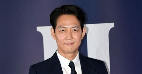 공식 이정재 기록은 계속된다美 Hca Tv 어워즈 남우주연상