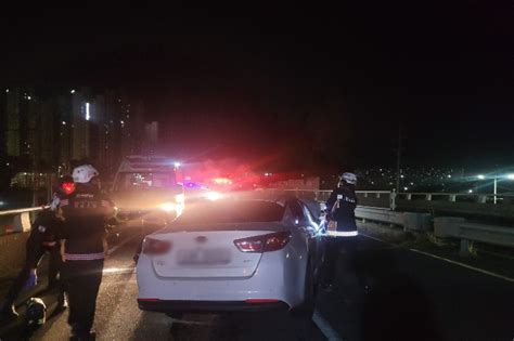 역주행 승용차·정상 주행 차량 충돌…1명 사망·1명 부상 노컷뉴스