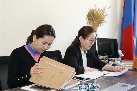 СЭЛЭНГЭ АЙМГИЙН ИТХ ЫН АЖЛЫН АЛБА АЛТАНБУЛАГ СУМАНД АЖИЛЛАЛАА