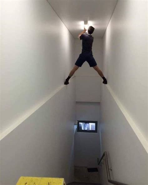 That Doesn T Feel Safe AT ALL Funny Pics