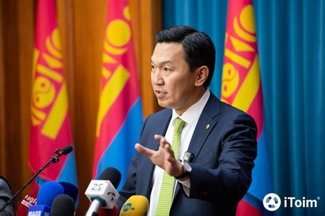 Н Учрал Уран болон хил холболтын төслүүд урагшилбал Баялгийн сангийн орлого 9 орчим их наядаар