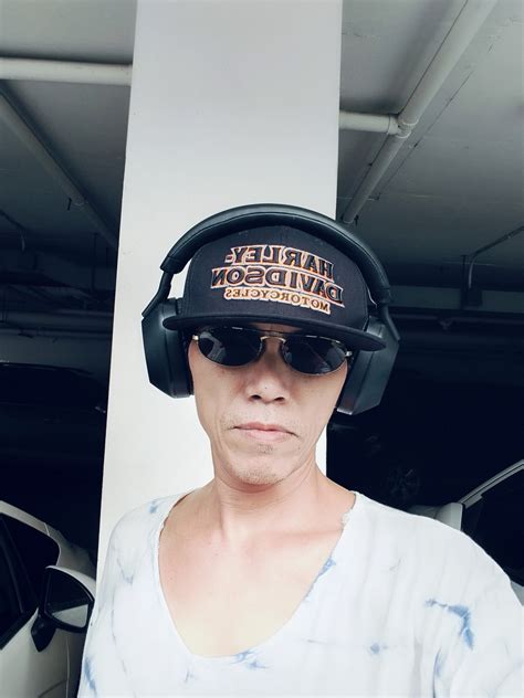 ไท ธนาวุฒิ ไท ธนาวุฒิ Added A New Photo