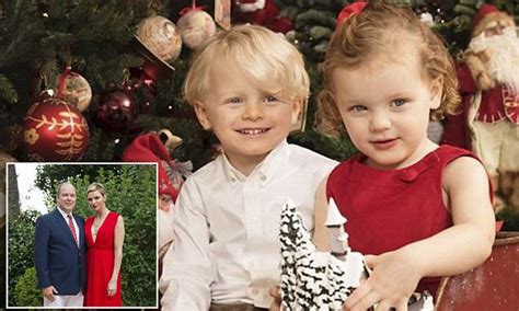 Monacos Royal Twins Pose For Annual Christmas Shoot Daily Mail Online