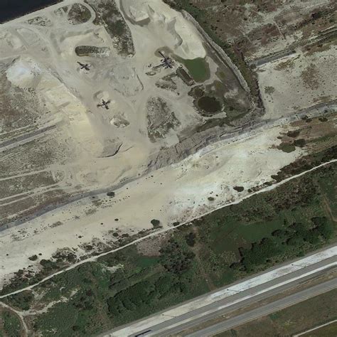 Nielsr Ship Detection Sliced Bis · Datasets At Hugging Face