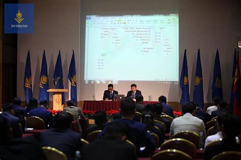 ЭРХ ЧӨЛӨӨНИЙ ЭВСЭЛ