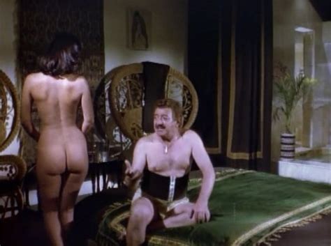 Naked Isaura Espinoza In Las Computadoras