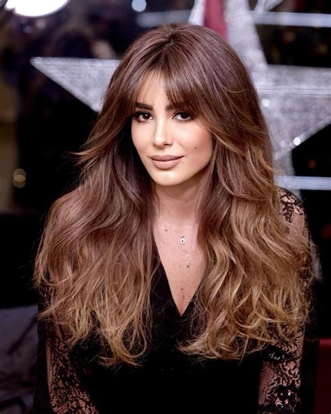 28 Of The Best Hairstyles For Square Faces In 2021 Haircut For Square