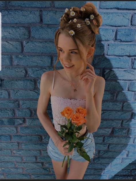 Pin Auf Ab Crystal Ballin