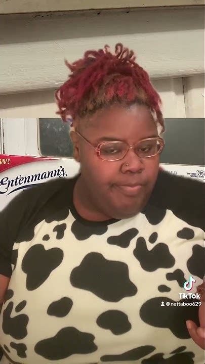 Entenmanns Donut Cakes Double Chocolate Chip Review Youtube