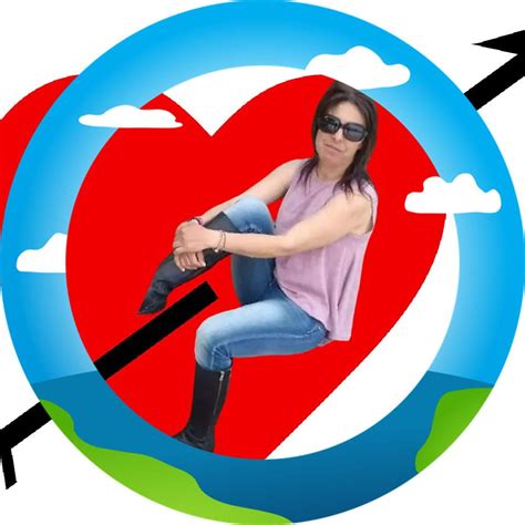 Γυναίκα Εγώ Η ταπείνωση Μια φτωχιά χήρα που επαιτούσε από σπίτι σε σπίτι χτύπησε κάποτε