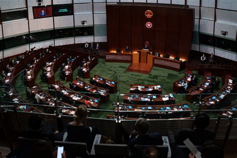 香港国安法最大案件：47名民主派受审 纽约时报中文网