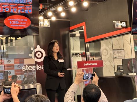 스틸시리즈 모바일 연결성 강화한 10만원대 무선 게이밍 헤드셋 아크티스 노바 5 공개 Kollo