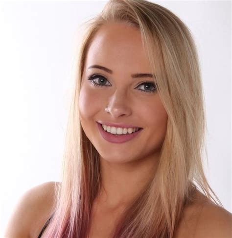 Sophie Lloyd Rmetalboners