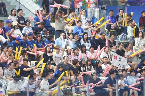 亞運棒球台韓大戰 球迷熱情加油（2） 圖