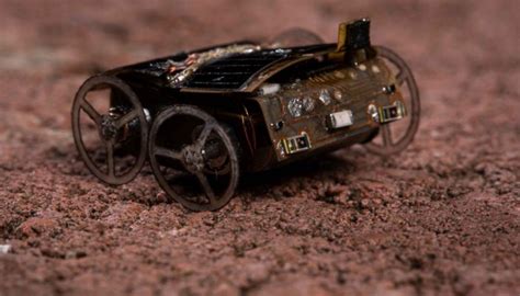 Millimobile Tiny Self Driving Robot Powered Only By Light And Radio Waves