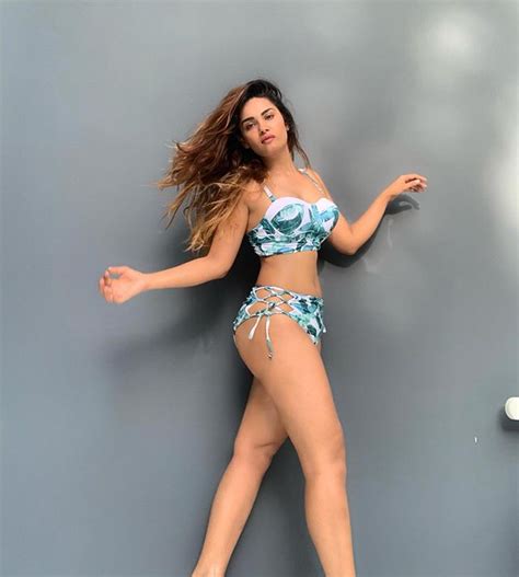 Pin On Sakshi Dwivedi