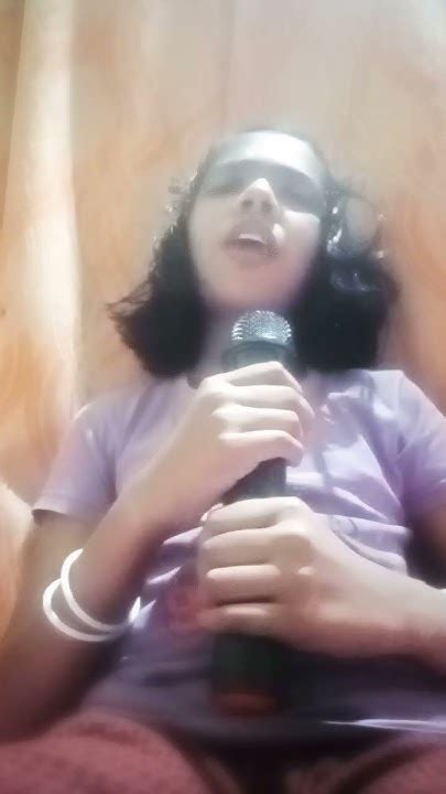 ഇവിടെ ഒരു പാട്ടു പാടാൻ പറ്റില്ലേ😂😂😂shortsyoutubeshorts Youtube