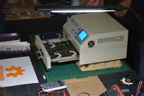 01 Badge Assembly Hackaday