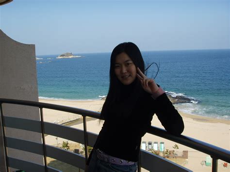 Real Girls Flashing Pussy Bobs And Vagene