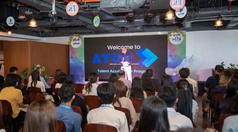 တက္ကသိုလ်ဘွဲ့ရလူငယ်ပေါင်း ၅၀ ကျော်အား တယ်လီကွန်းဆက်သွယ်ရေးနယ်ပယ်တွင် အလုပ်လုပ်ကိုင်နိုင်ရန်အတ