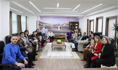 Чаир Претставници на училишта од Франција Турција и Бугарија во посета на општината Јавна