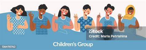 인사말 제스처와 다양한 아이들의 집합 다문화 어린이 소년과 소녀의 그룹은 손을 들고 인사 남학생 젊은 캐릭터 다인종 우정 플랫