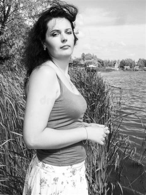 Estilo De Vida Feminino De Meia Idade Adulta Imagem De Stock Imagem De Nave Naughty