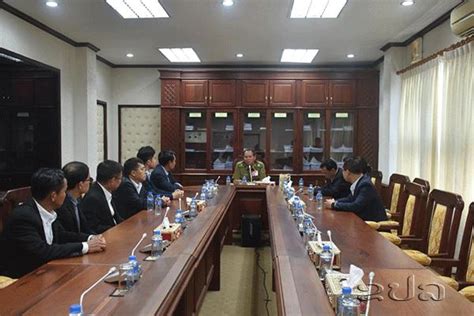 ຄະນະນຳ ຫສນຍ ເຂົ້າອວຍພອນການນໍາ ກະຊວງ ປກສ