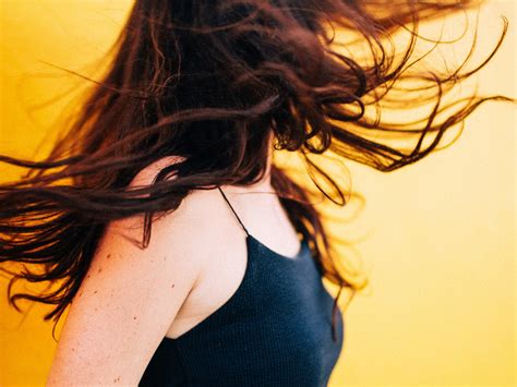 Frizzy Hair 6 Tips To Style Your Hair When Its Humid As Heck Self