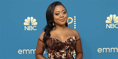 Quinta Brunson Shines In A Custom Gown At The Emmys Ps Fashion