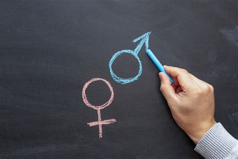 思春期では遅すぎる小学生になる前からおうちで「性教育」を始めるべき理由とは