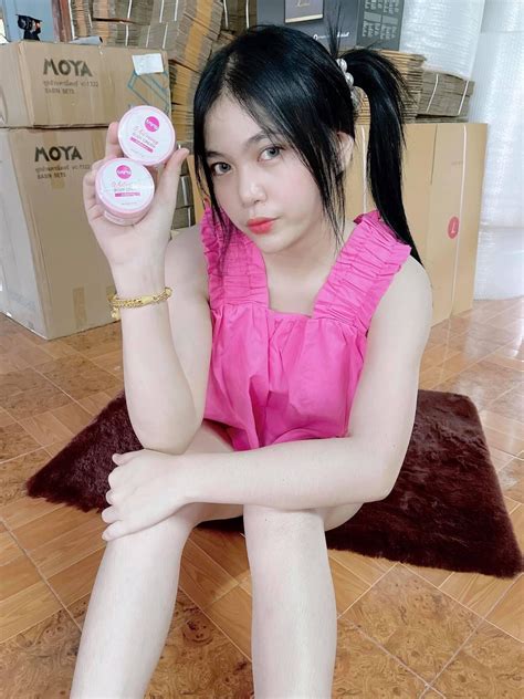 หัวเชื้อผิวขาวเอมมี่ Aoaishop Thaipick