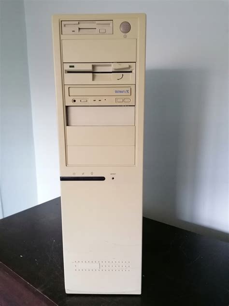 STARY KOMPUTER 12750600890 Oficjalne Archiwum Allegro