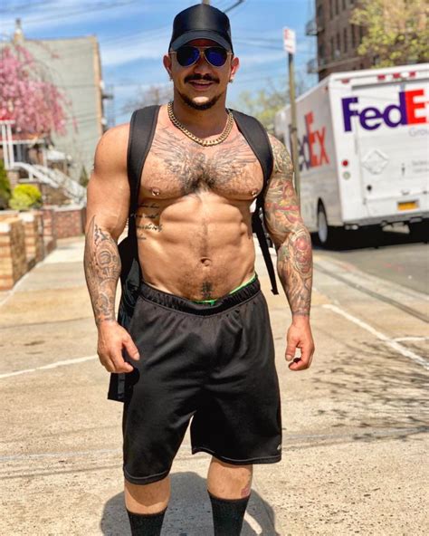 Pin By Tobias Mar On Latin Men Latin Men Mens Muscle Beautiful Men