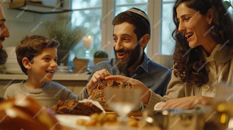 Premium Photo Group Of People Gathering Around Table With Turkey For