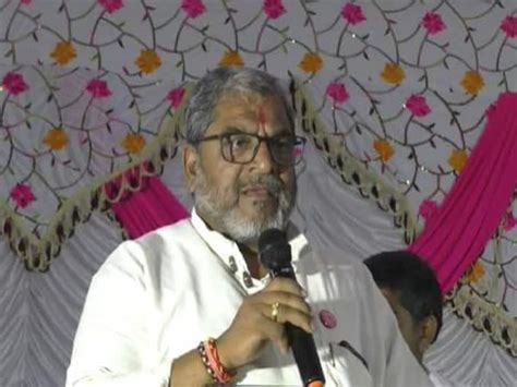Raju Shetti News Raju Shetti Criticizes Chief Minister Eknath Shinde On Farmer Issues Raju