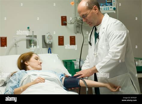Blood Pressure Cuff Hi Res Stock Photography And Images Alamy