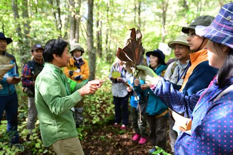 地域に根ざした自然観察会を開き自然を守るための仲間をつくるボランティアリーダー自然観察指導員日本自然保護協会 アウトドアスポーツ