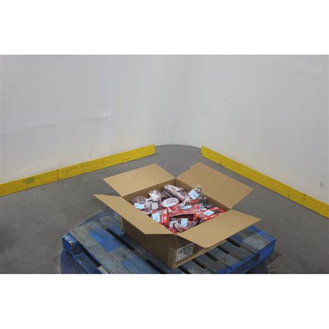 1 Parcel Box 88 Pcs Milwaukee Tools Untested Customer Returns