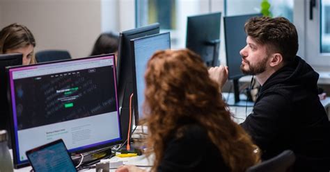 What Is The Difference Between Refactoring And Rewriting