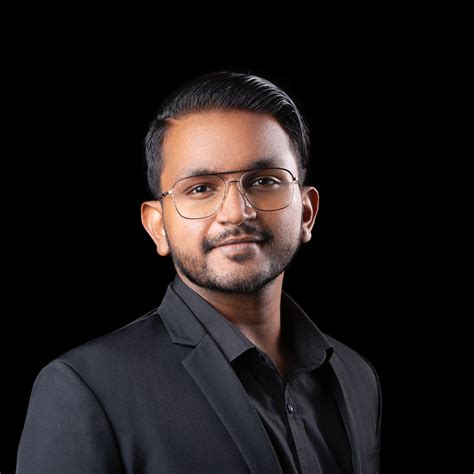 shahid hassan medium