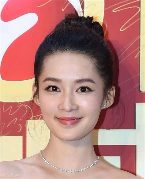 三位撞脸90后花李沁孙怡白鹿 美得 眉眼 长相