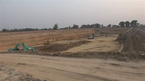 រណ្តៅដីនៅក្នុងក្រុងសិរីសោភ័ណនឹងជីកដាច់ក្បាលប្រែត លោក សុត វឌ្ឍនា ប្រធានមន្ទីររ៉ែ