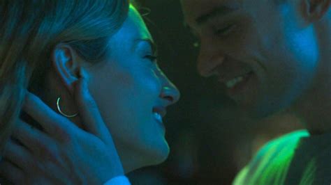 Lucy S New Man In Tell Me Lies Season First Look At Thomas Doherty Tom Ellis Characters