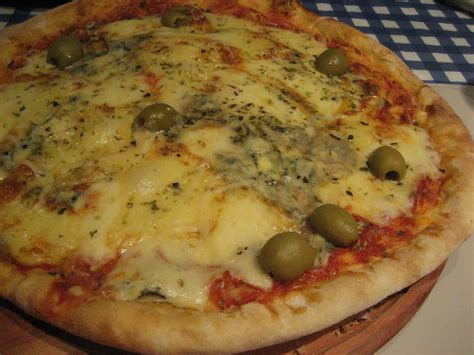 Pizza De Mozzarella Y Roquefort Recetas