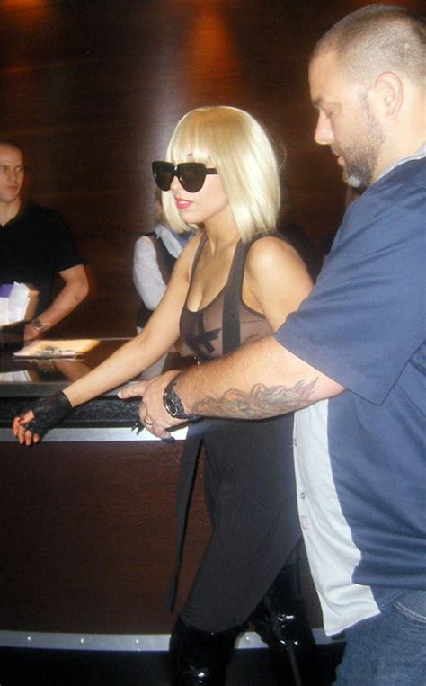 Lady Gaga Covering Her Nude Tits With Plaster Porn Pictures Xxx Photos
